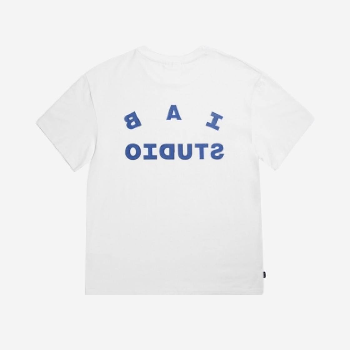 아이앱 스튜디오 티셔츠 화이트 네이비 - | IAB STUDIO - 슈프라이즈