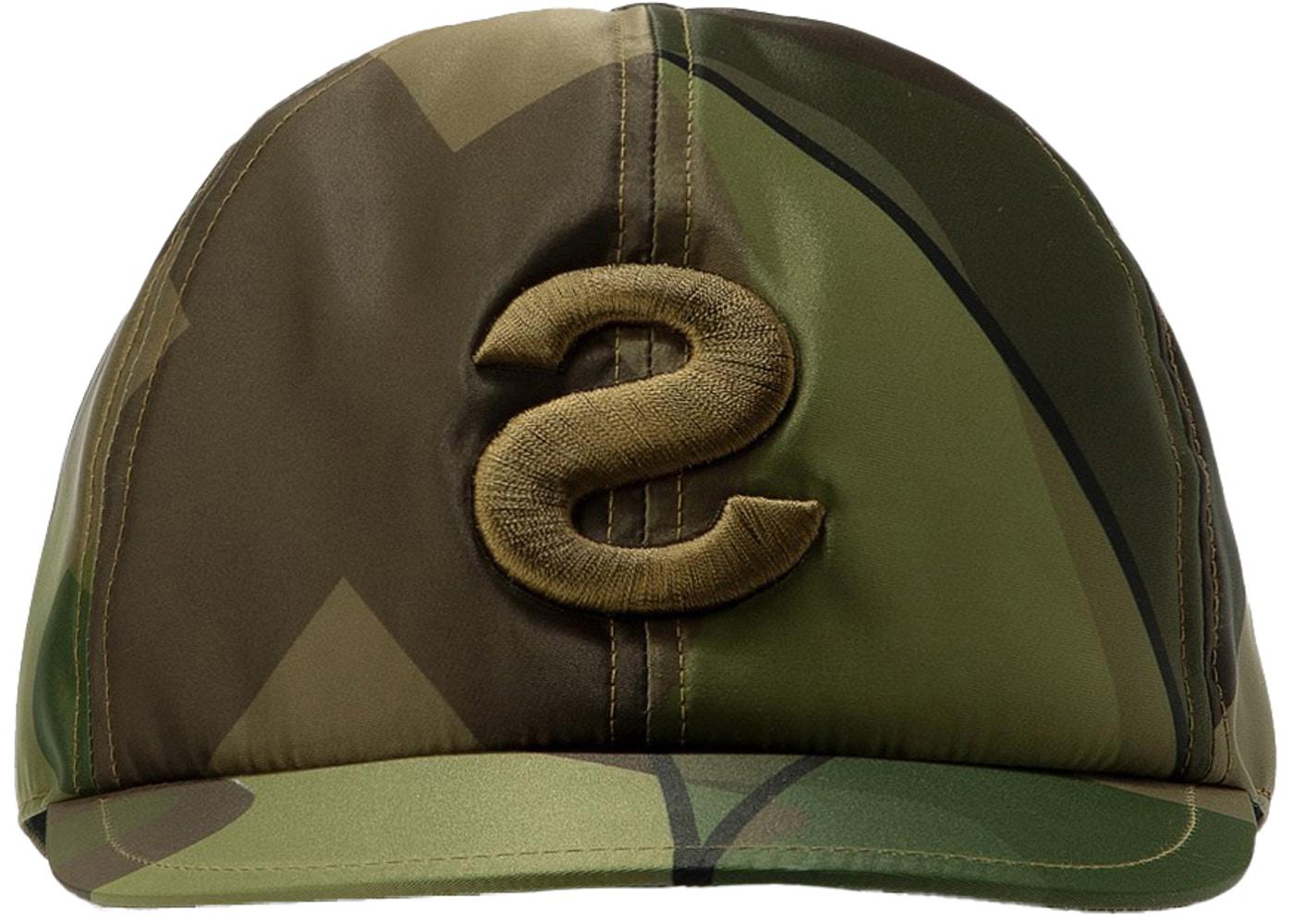KAWS x Sacai S Cap Camouflage | KAWS - 슈프라이즈