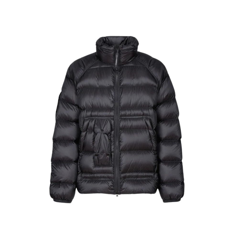 C.P. 컴퍼니 DD 쉘 디테처블 후드 다운 재킷 블랙 (22FW)