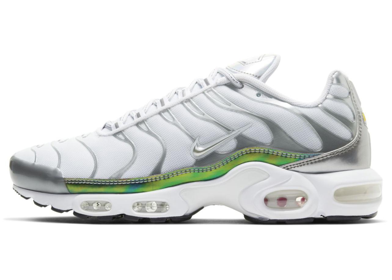Nike Air Max Plus Metallic Green CW2646-100 | NIKE - 슈프라이즈