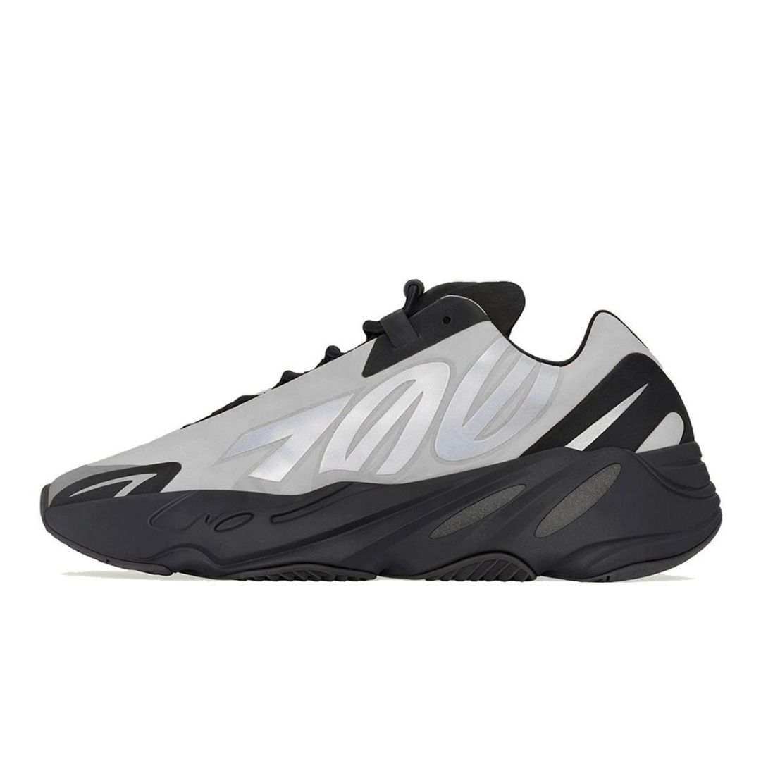 아디다스 이지 700 MNVN 메탈릭 GW9524 | ADIDAS YEEZY - 슈프라이즈