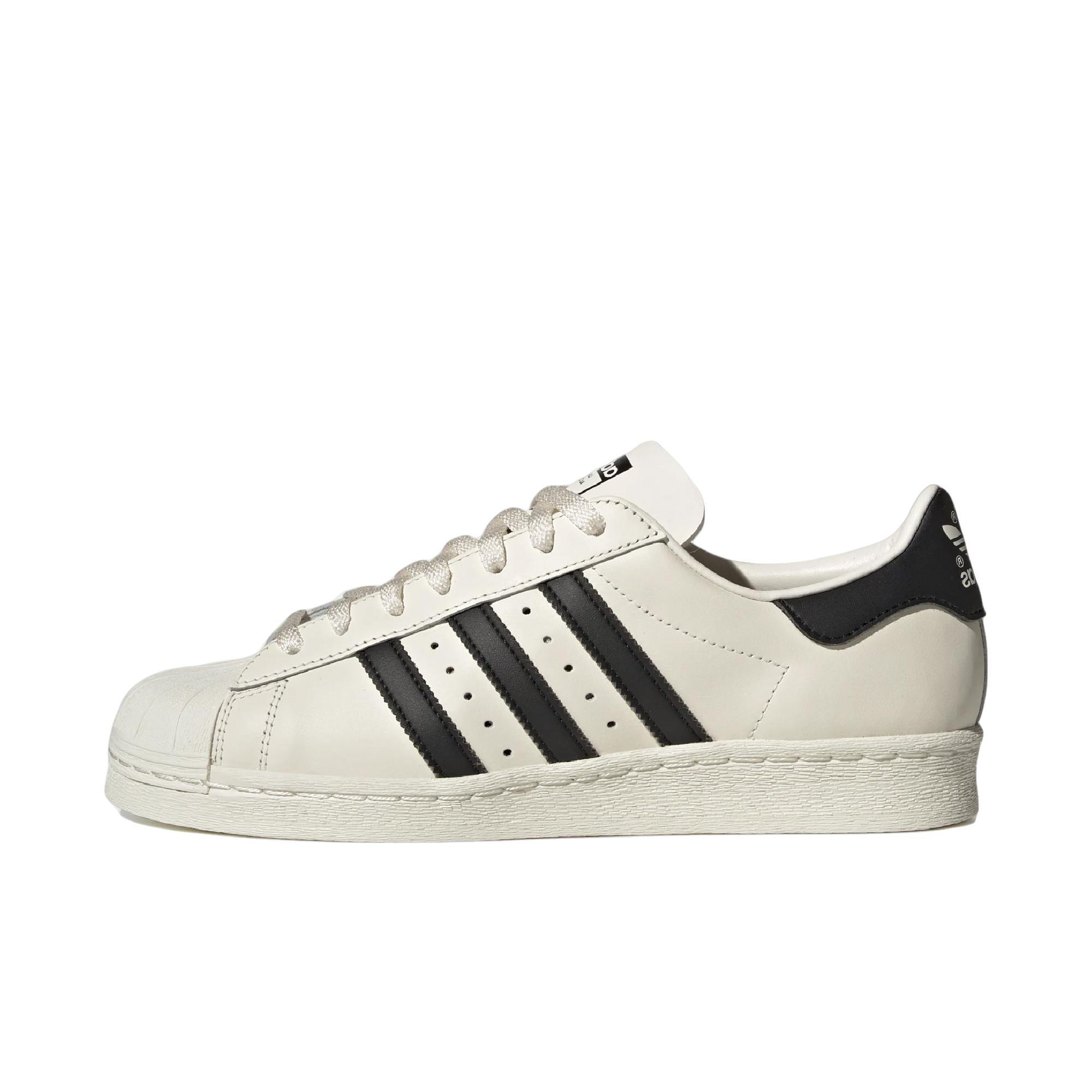 아디다스 오리지널스 슈퍼스타 82 클라우드 화이트 코어 블랙 H06258 | ADIDAS ORIGINALS - 슈프라이즈