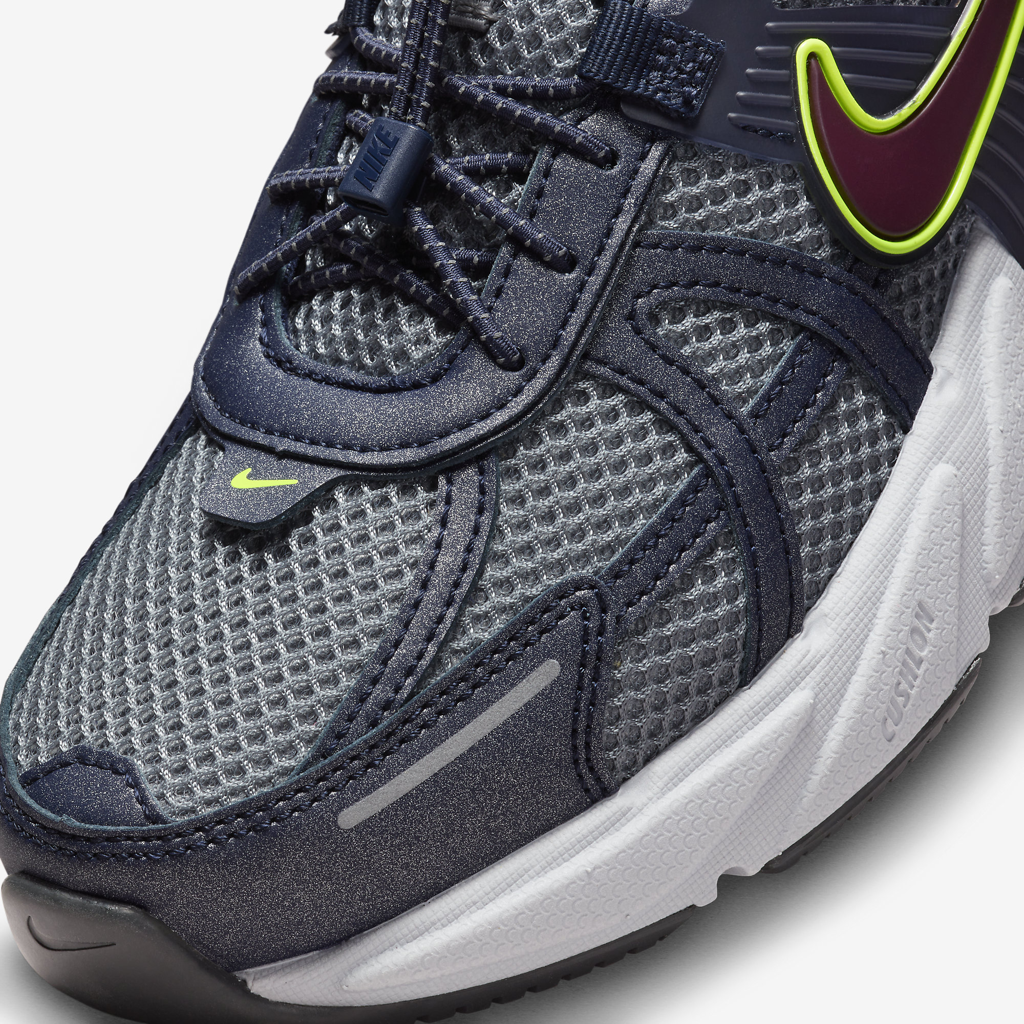 나이키 V2K 런 우먼스 네이비 앤 버건디 어택