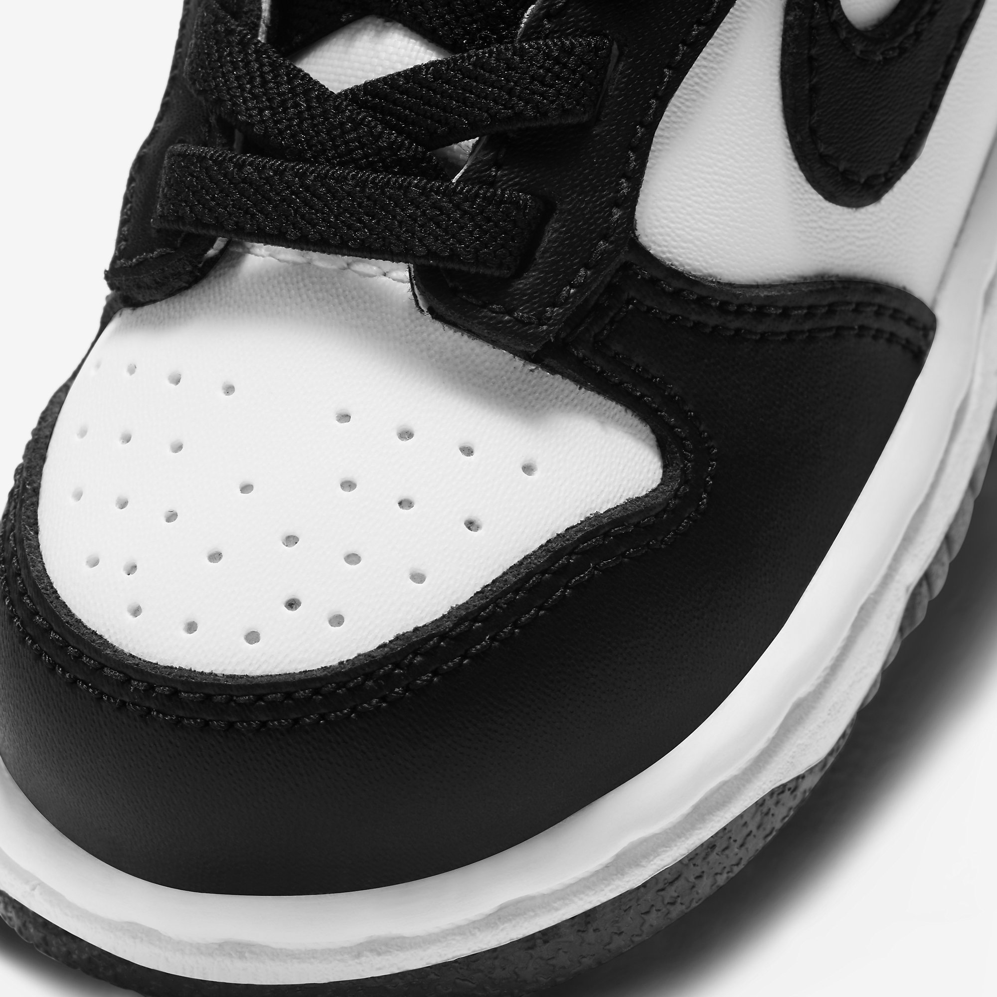 나이키 덩크 로우 TD 화이트 블랙 CW1589-100 | NIKE - 슈프라이즈
