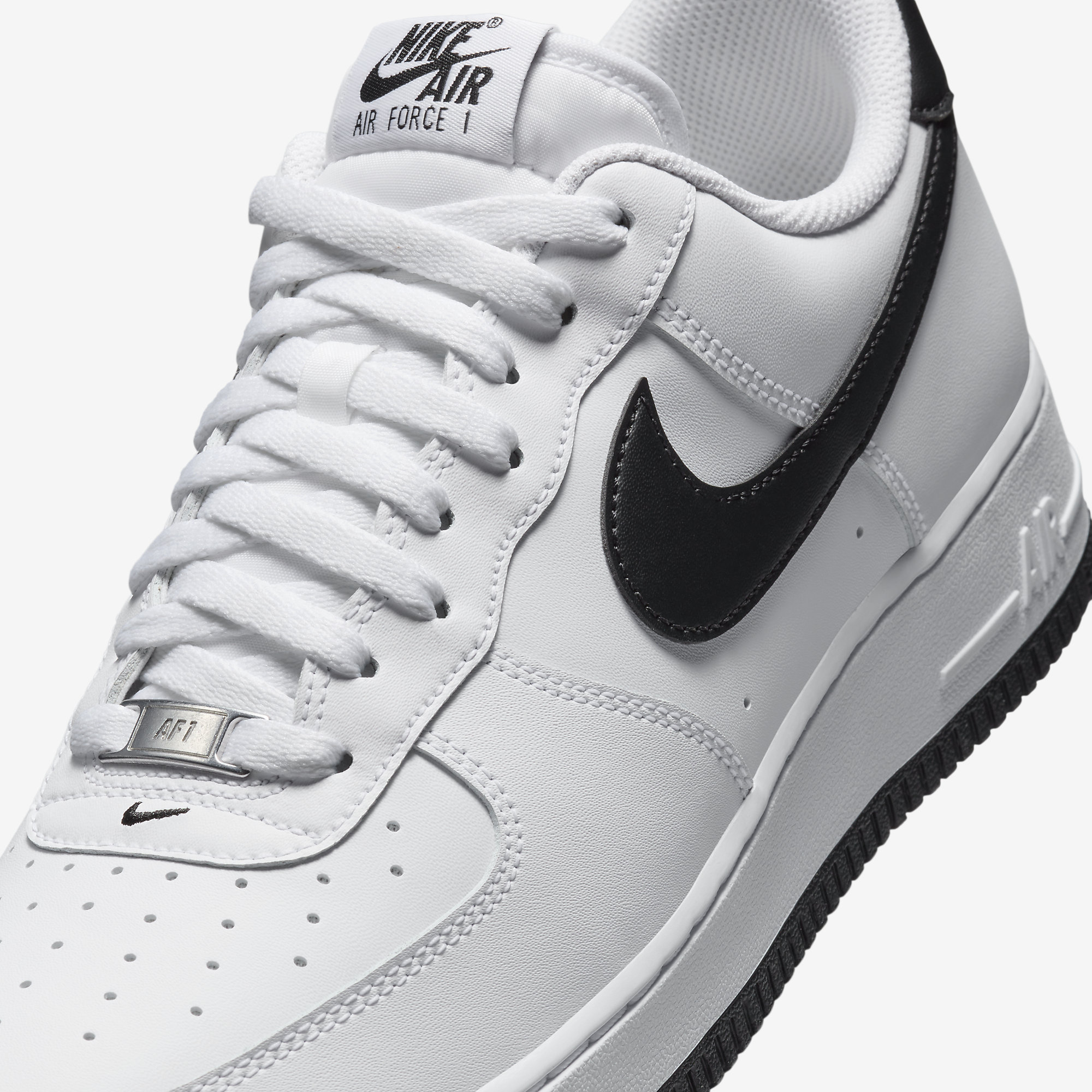 나이키 에어 포스 1 '07 화이트 블랙 FQ4296-101 | NIKE - 슈프라이즈