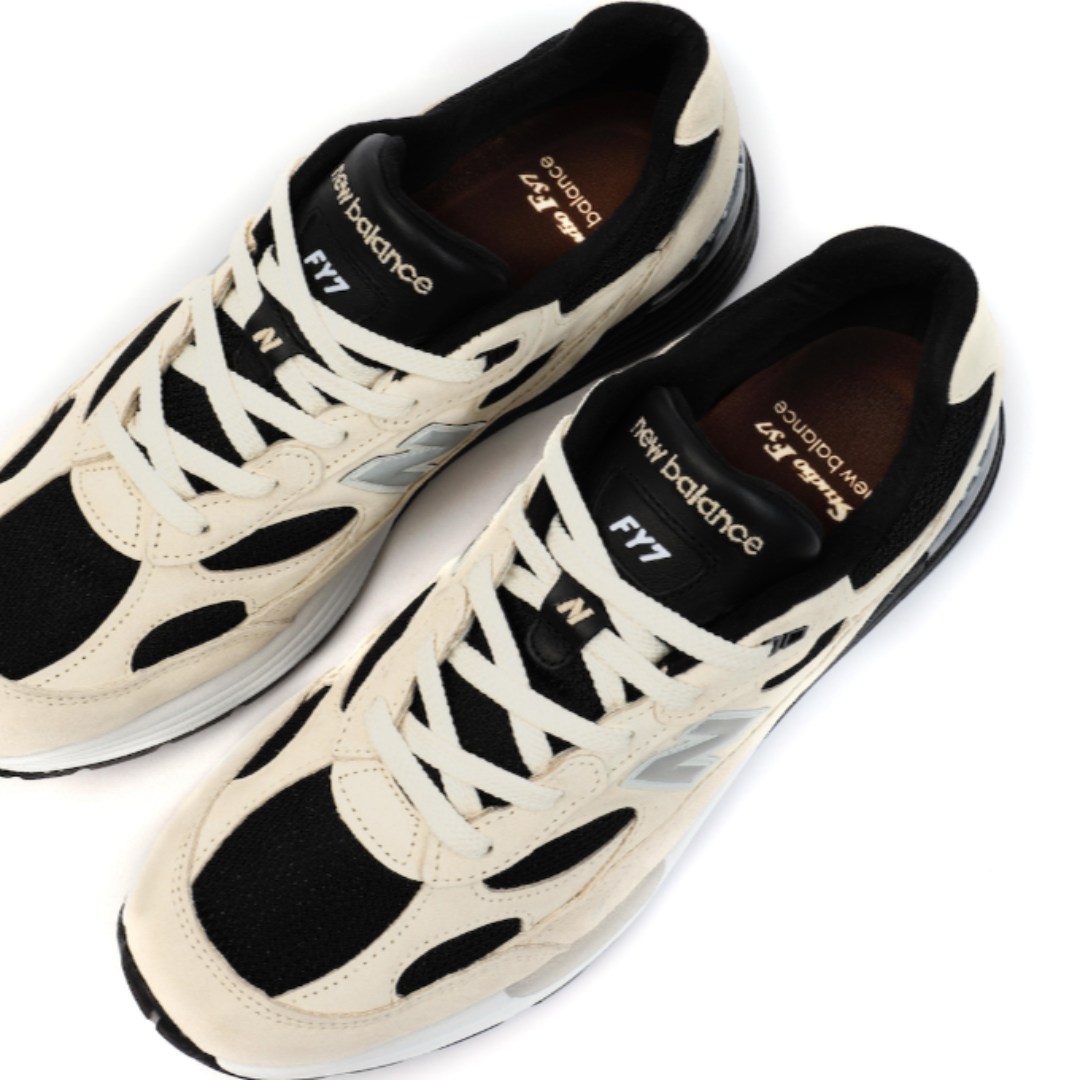 스튜디오 FY7 x 뉴발란스 992 메이드 인 USA 크림 M992YN2 | NEW BALANCE - 슈프라이즈
