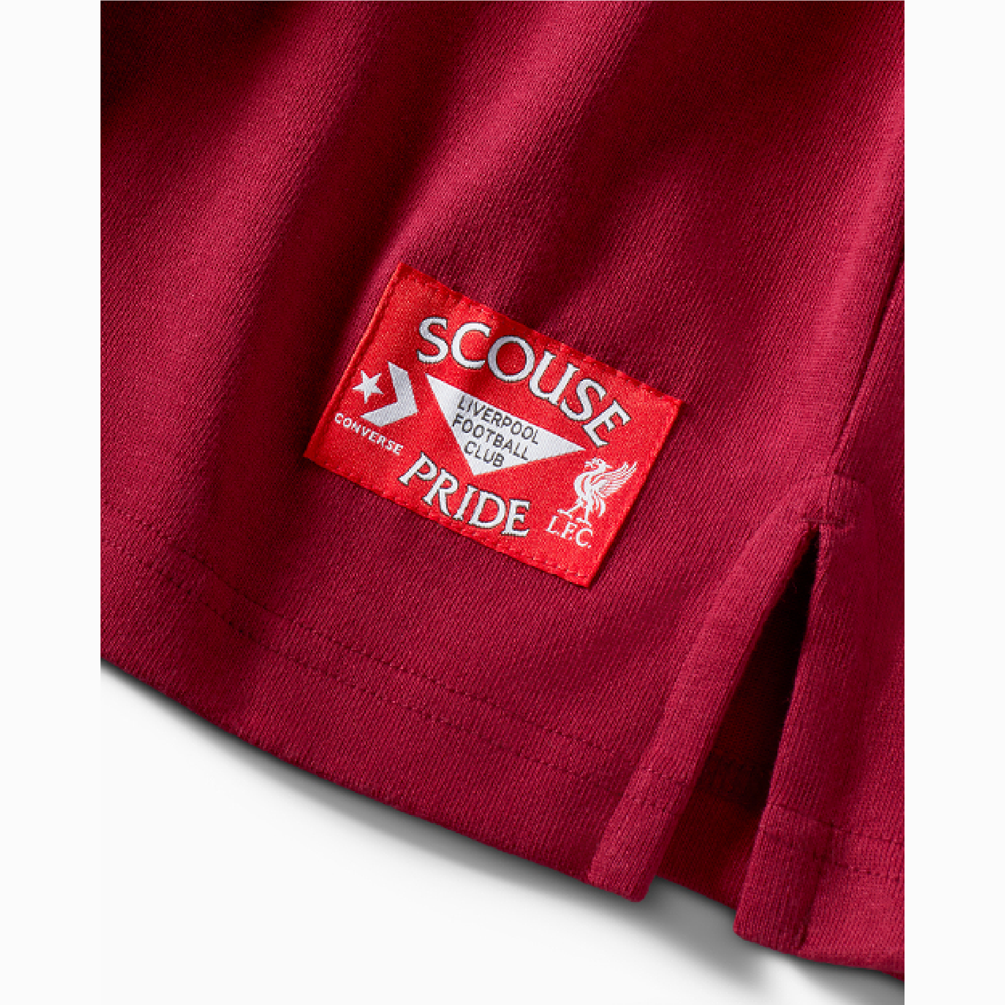 리버풀 FC x 컨버스 크루넥 비트 레드