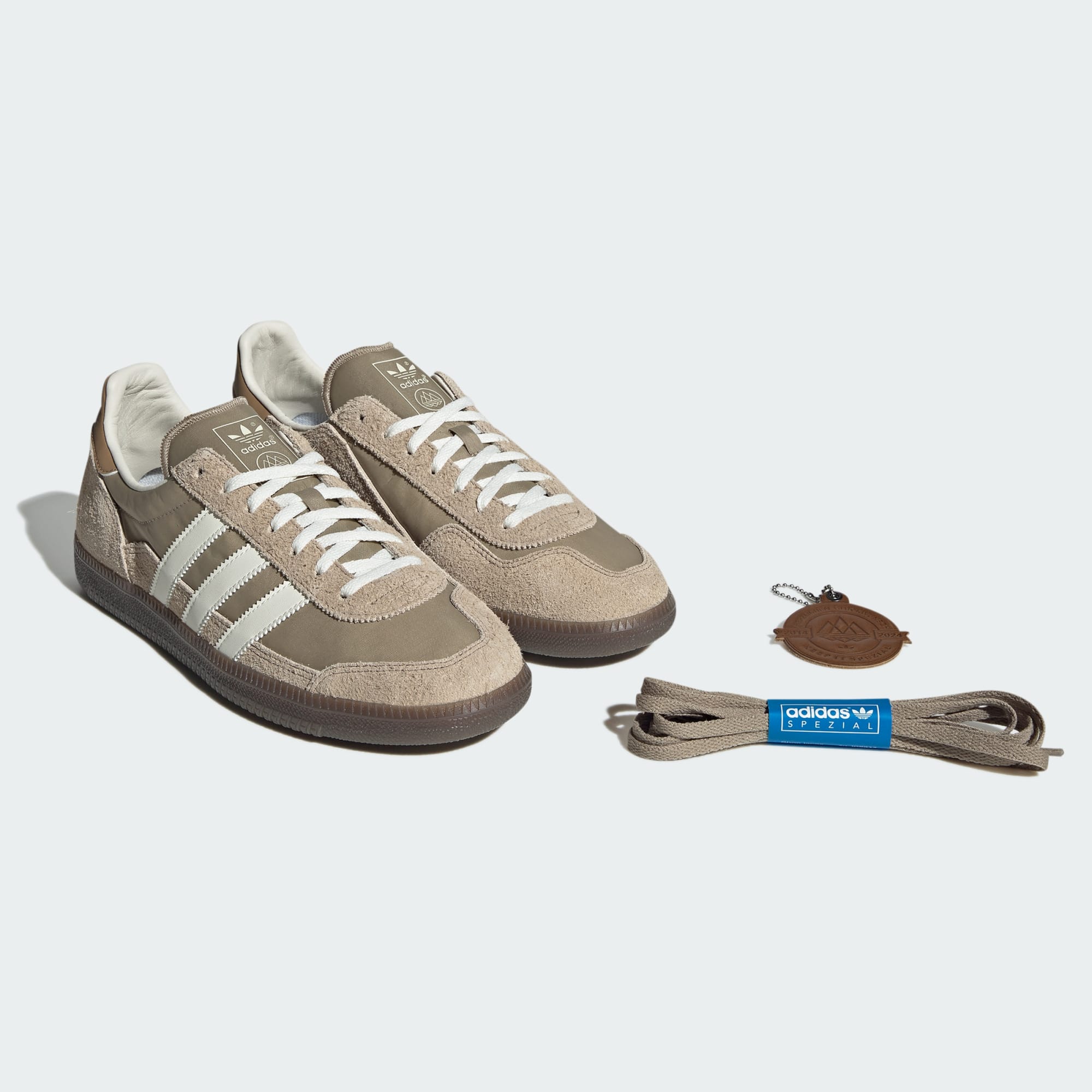 아디다스 오리지널스 웬슬리 로우 카드보드 IG8937 | ADIDAS ORIGINALS - 슈프라이즈