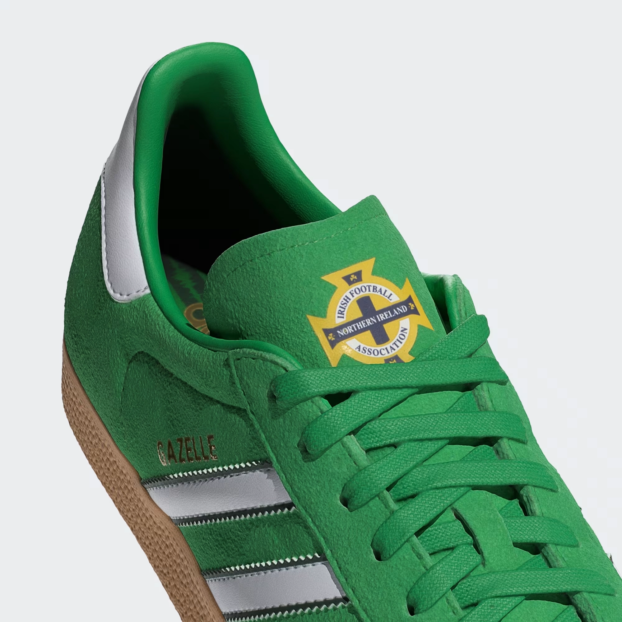 아디다스 오리지널스 가젤 비비드 그린 IH7378 | ADIDAS ORIGINALS - 슈프라이즈
