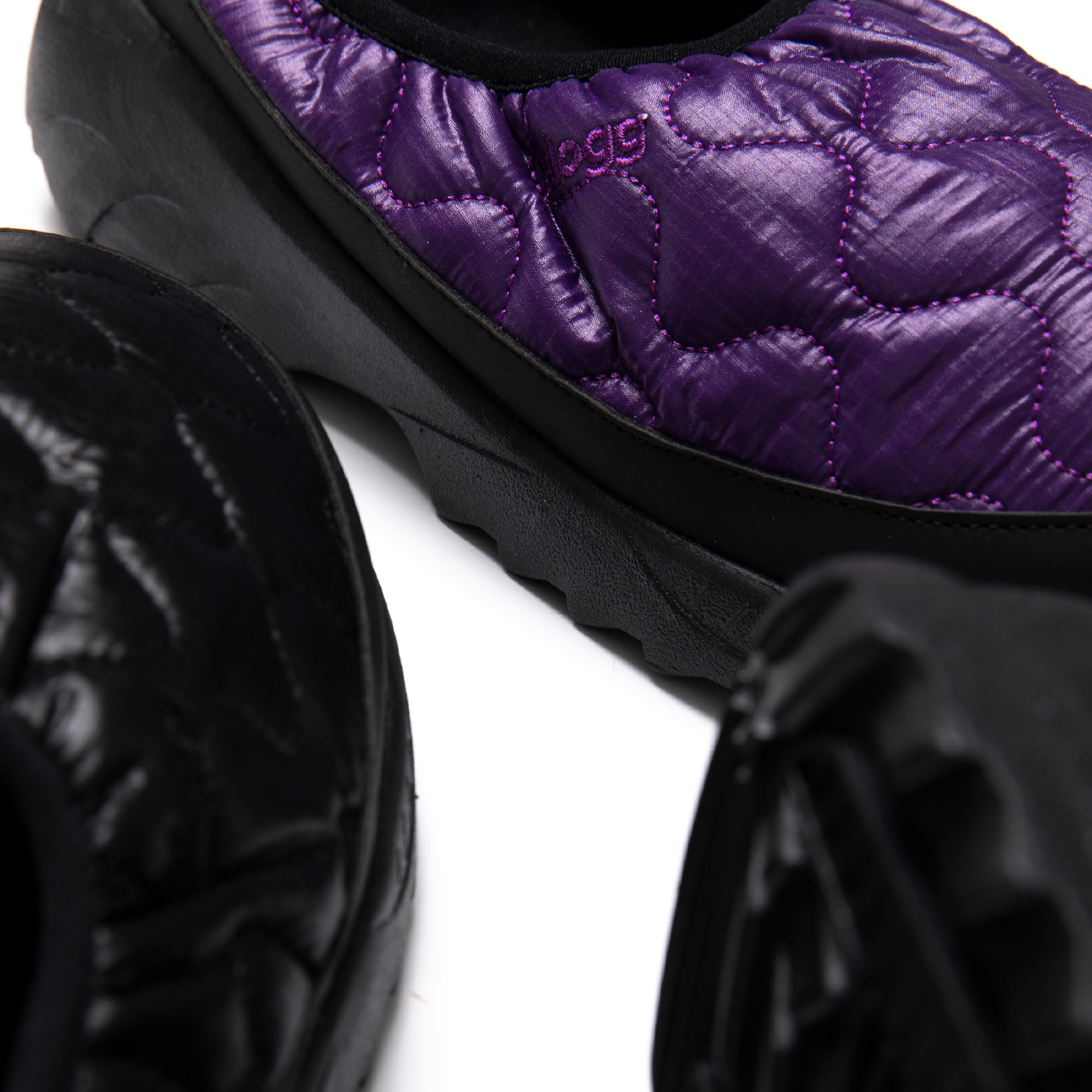 클로그 퍼피 목 블랙