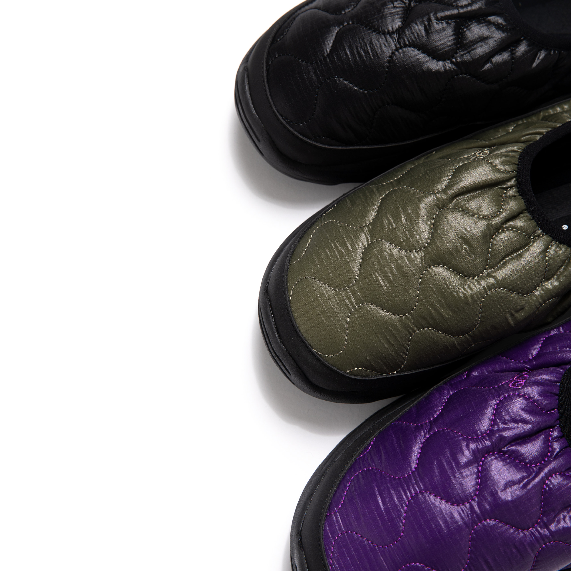 클로그 퍼피 목 블랙