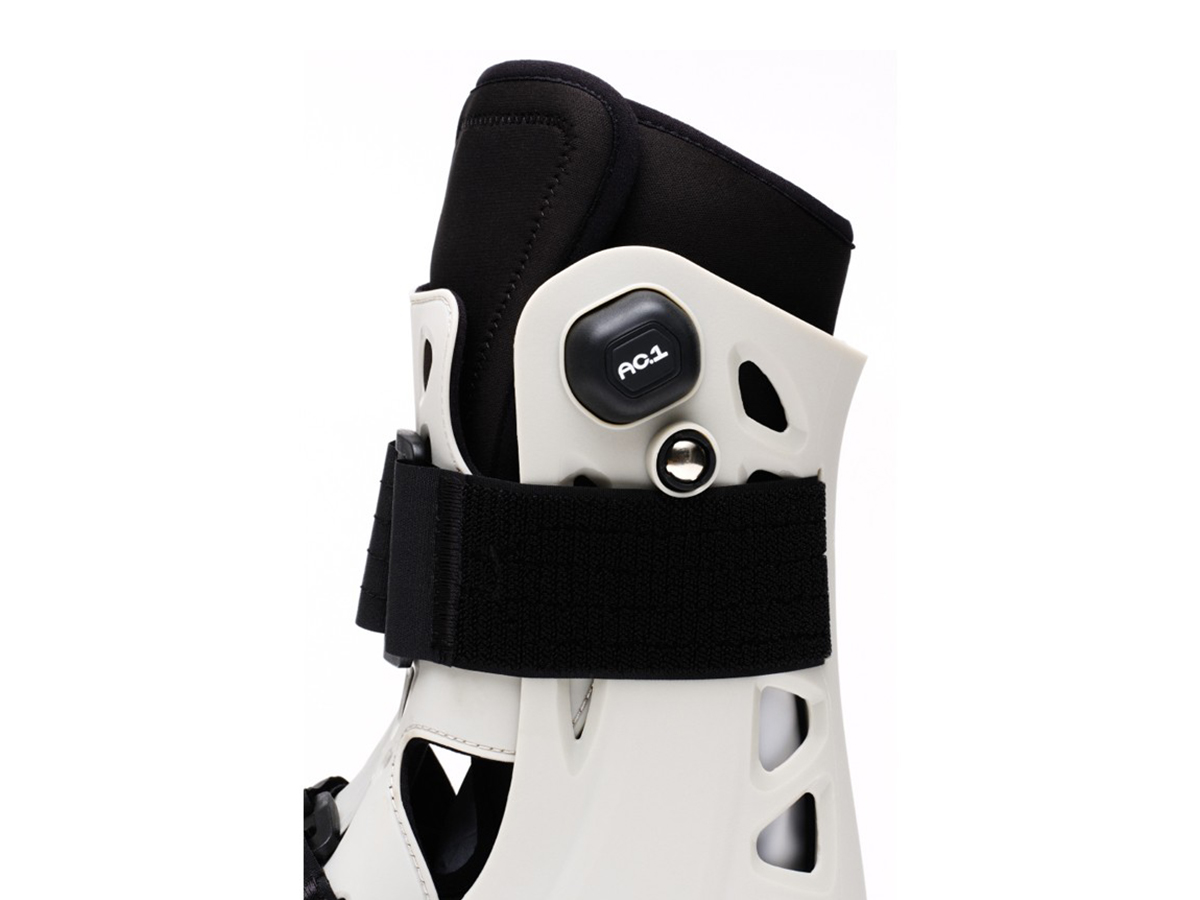 깁스 신발? MSCHF의 신작 스니커 AC1 워킹부츠가 출시된다 - 슈프라이즈 컬처